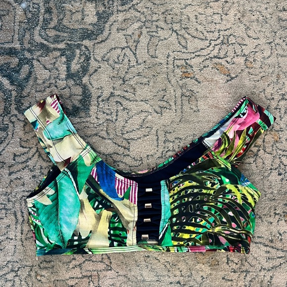 Swim | Gently Worn Bathing Suit Top With Multiple Colors And Textures ...